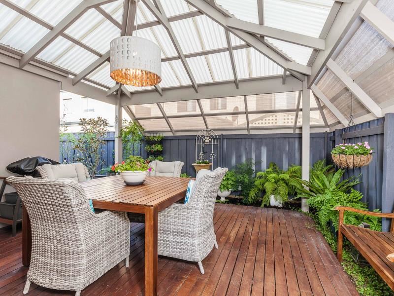 16 20 Coolangatta Retreat Hillarys WA 6025 Sold 13 Jul 2018 16-20-coolangatta-retreat-hillarys-wa-6025-sold-13-jul-2018